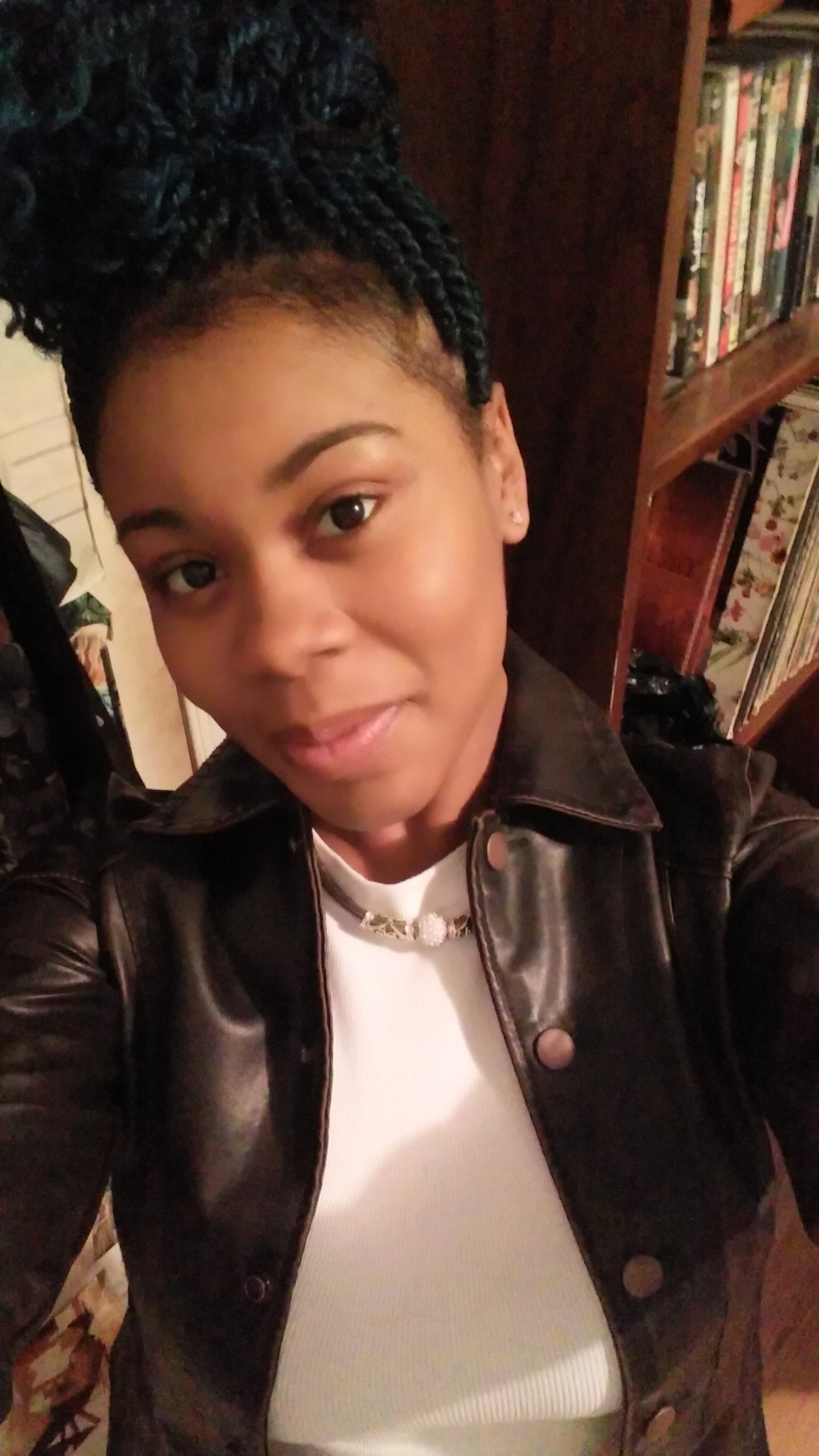 Sandra Haughton's Instagram, Twitter & Facebook on IDCrawl